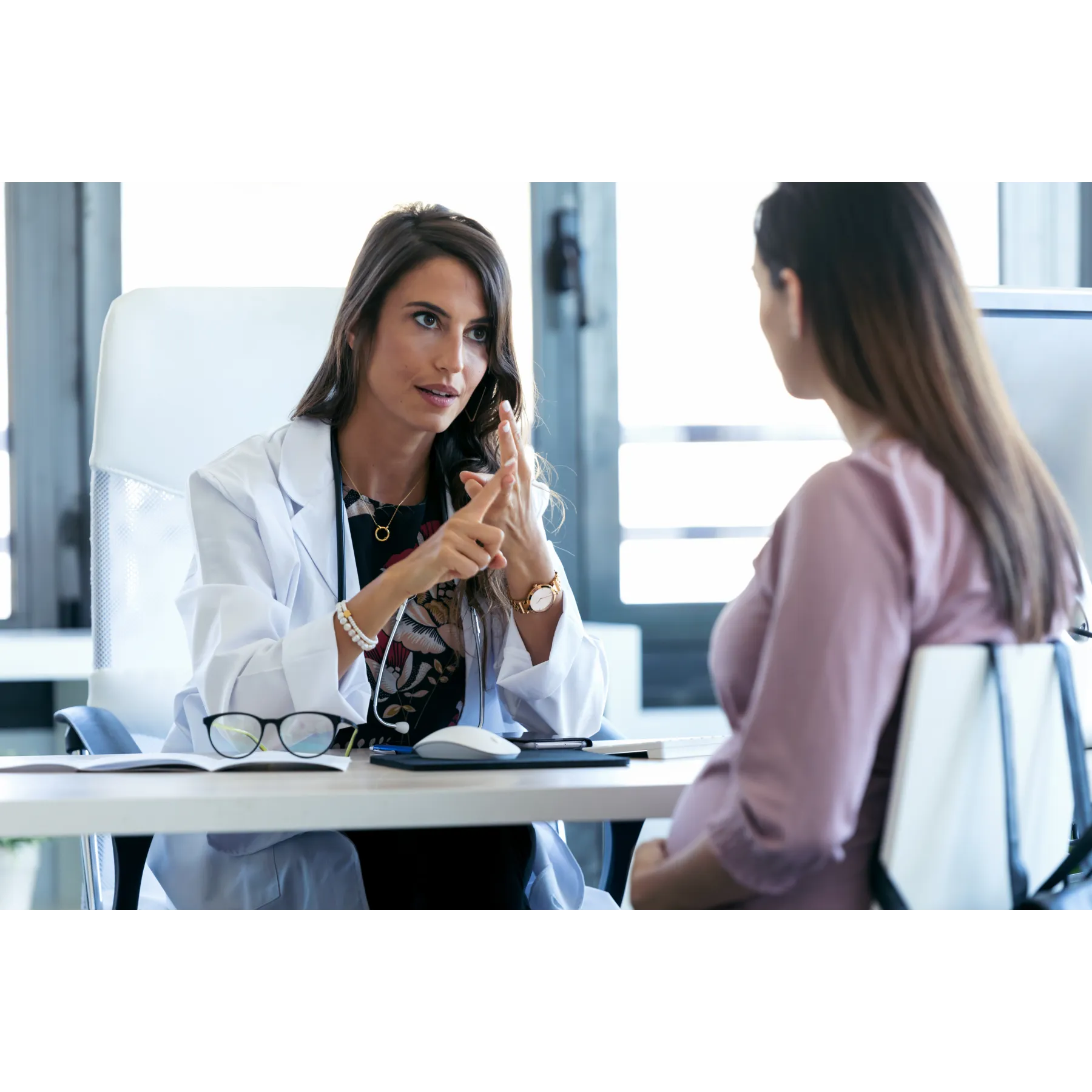 What is a Sacrocolpopexy? Procedure Overview, Risks & Side Effects ...