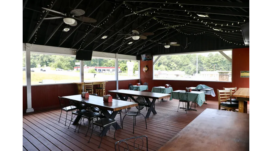 Smokin' Gold BBQ | Bites N Sites