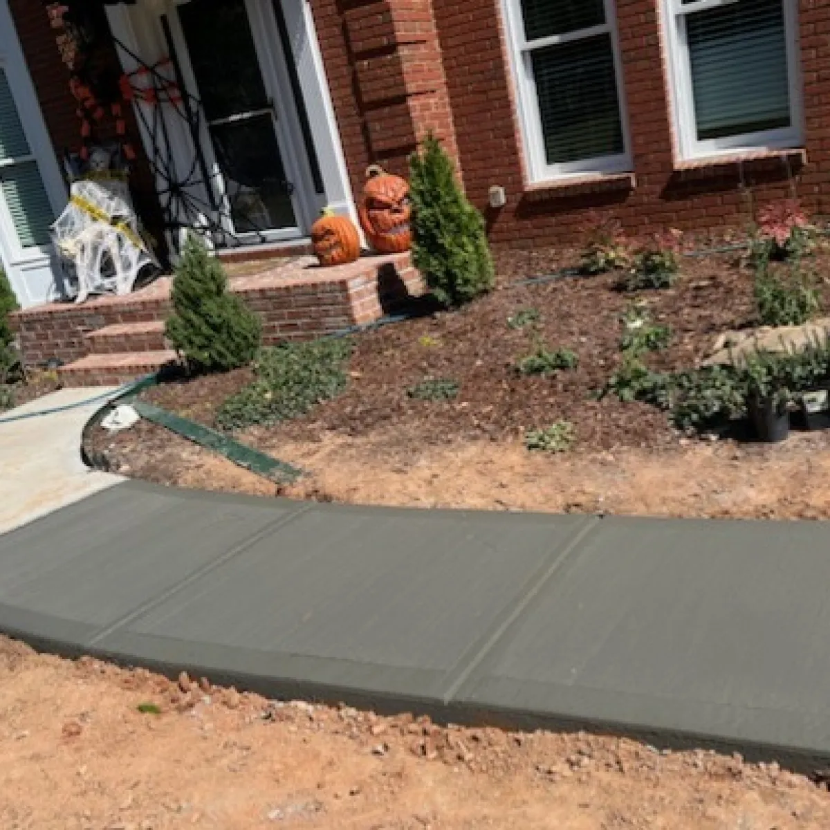 Concrete Walkways in Atlanta | Sudlow Concrete