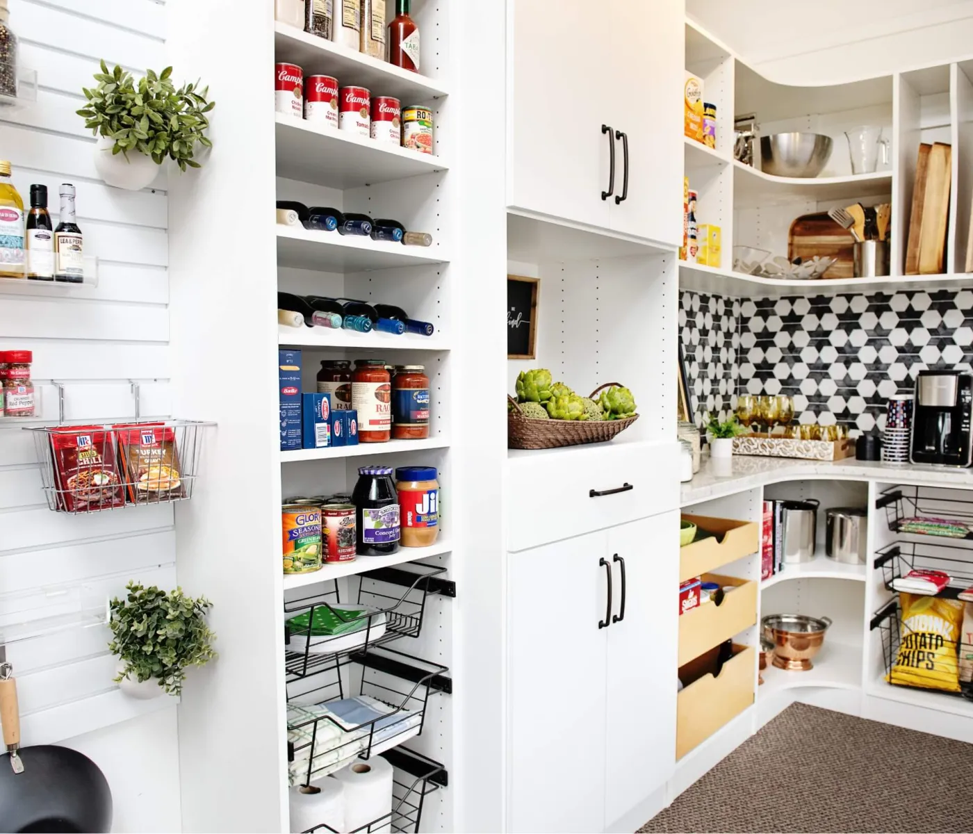 Custom Pantry Design for Optimal Kitchen Organization | Chattanooga ...
