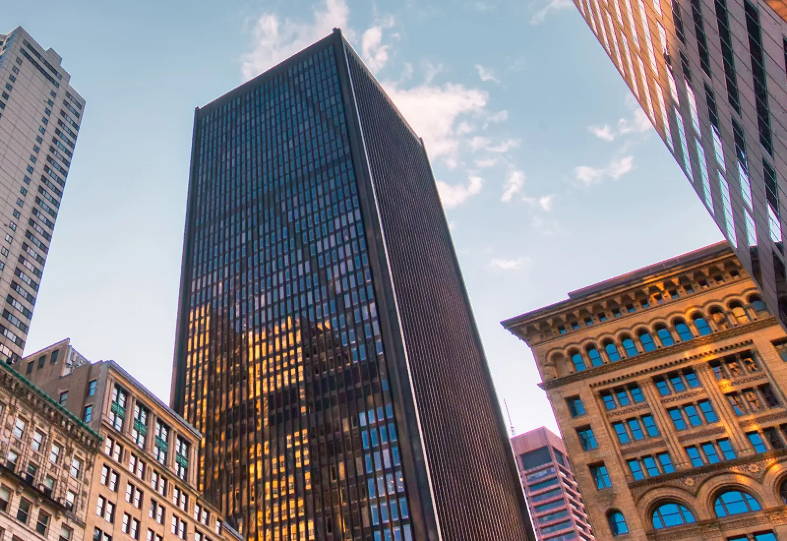 Investment Banking Services for Financial Institutions | Performance Trust