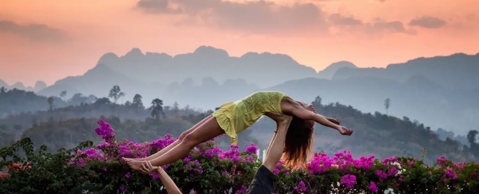 How Acro Yoga Ties Into Chiropractic Health | 100% Chiropractic