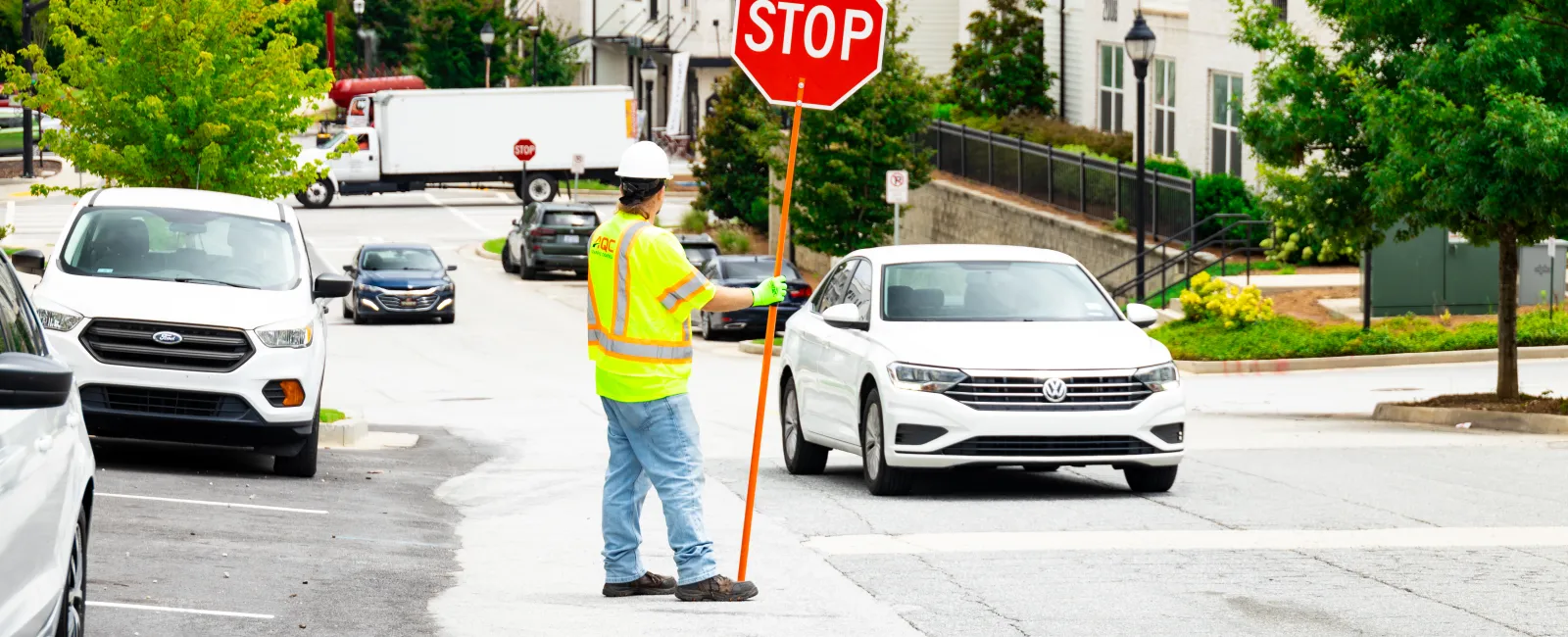 What Is Traffic Control Flagger? Roles, Rules & Responsibilities