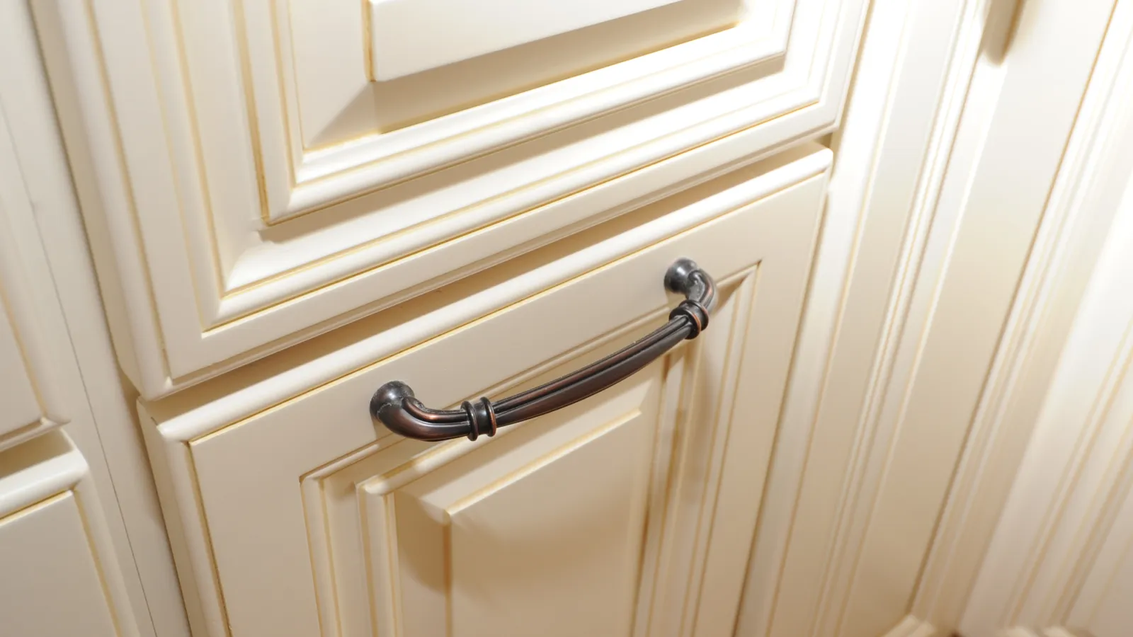 Our Cabinet Families | Frugal Kitchens & Cabinets Our Cabinet Families | Frugal Kitchens & Cabinets