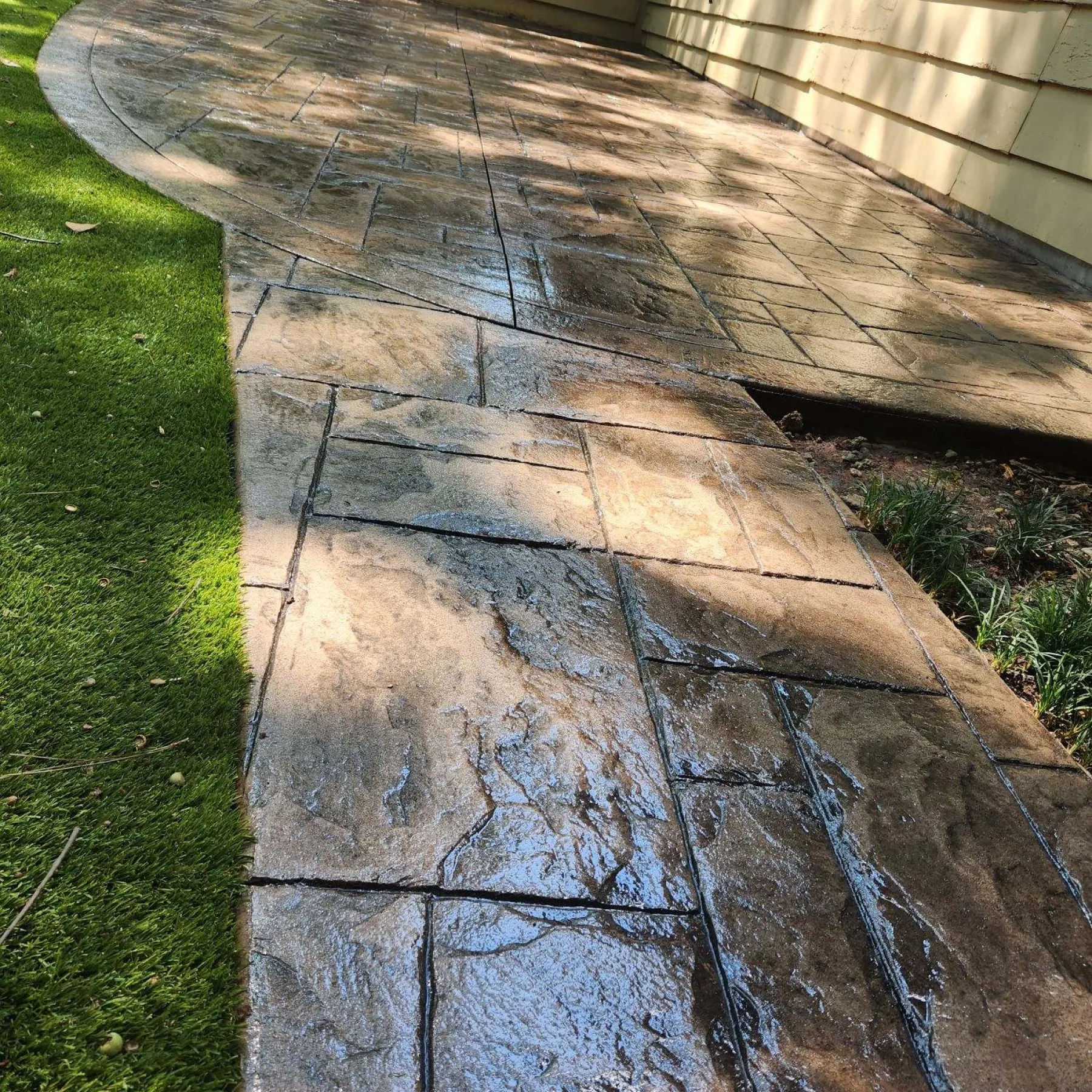 Decorative Driveway Aprons | Sudlow Concrete