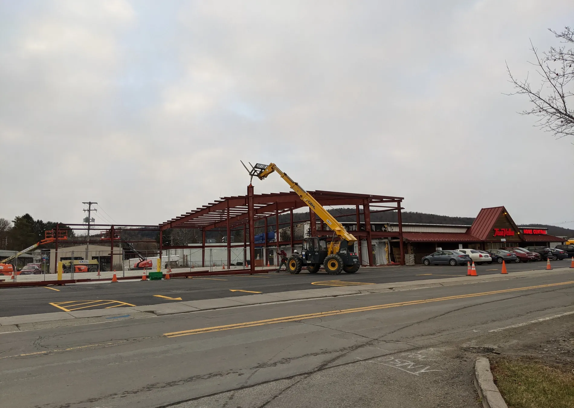 PEMB Building Erection | CT Darnell