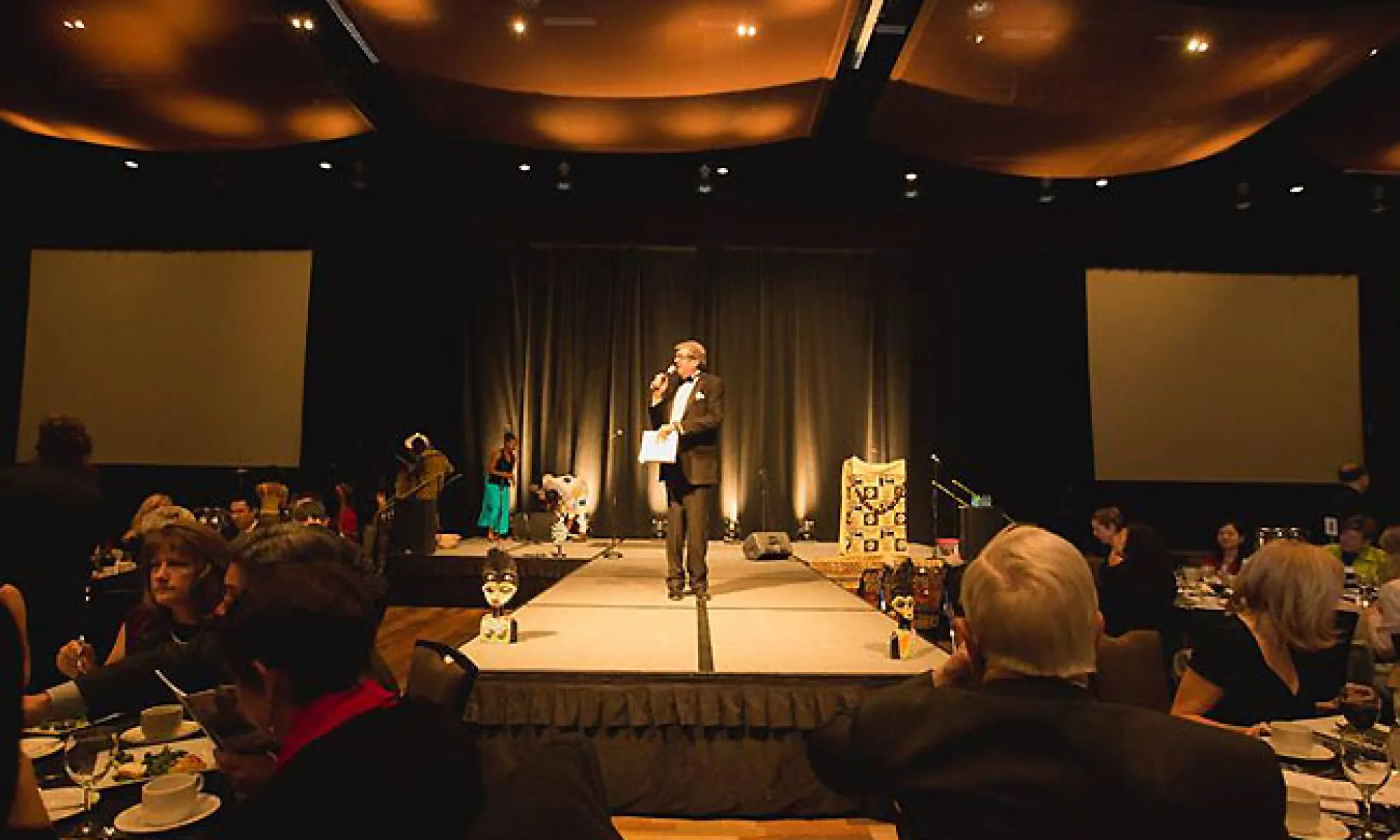 2015 Mobility Outreach Auction & Gala - POA | Proliance Orthopedic