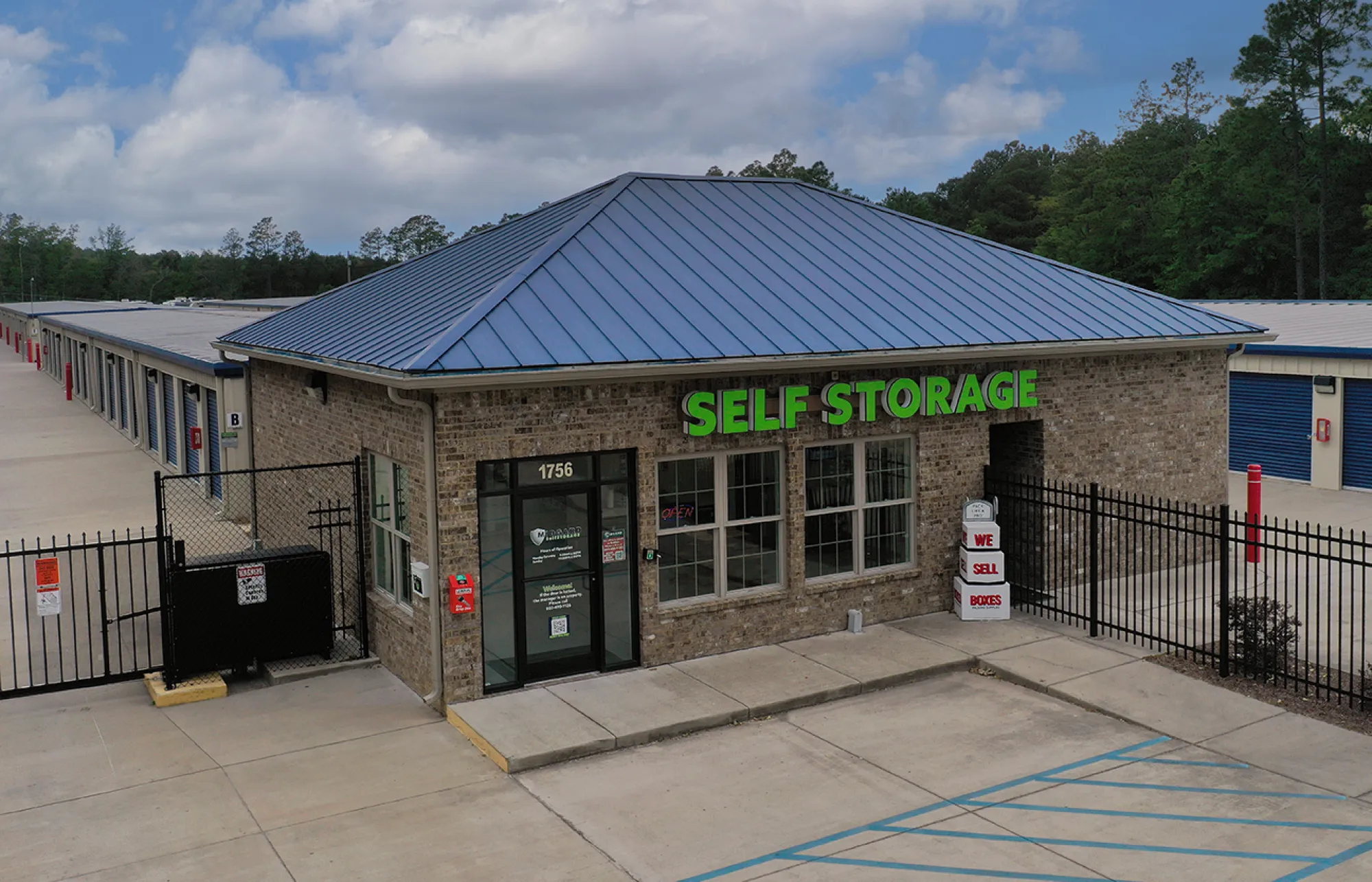 Lexington Self Storage - Lake Drive | Easy Online Rental