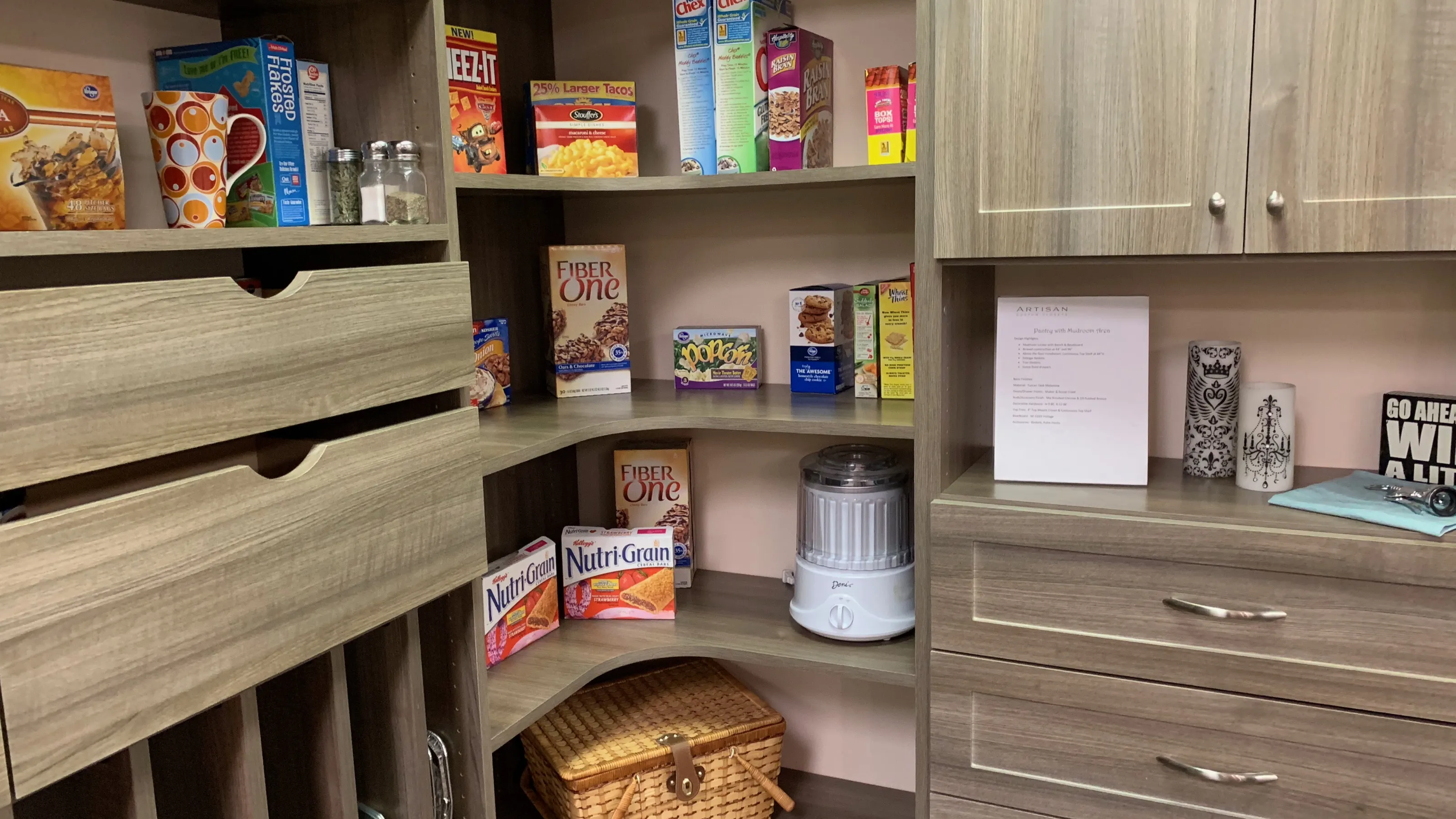 Custom Pantry Cabinets & Kitchen Pantries | Artisan Custom Closets