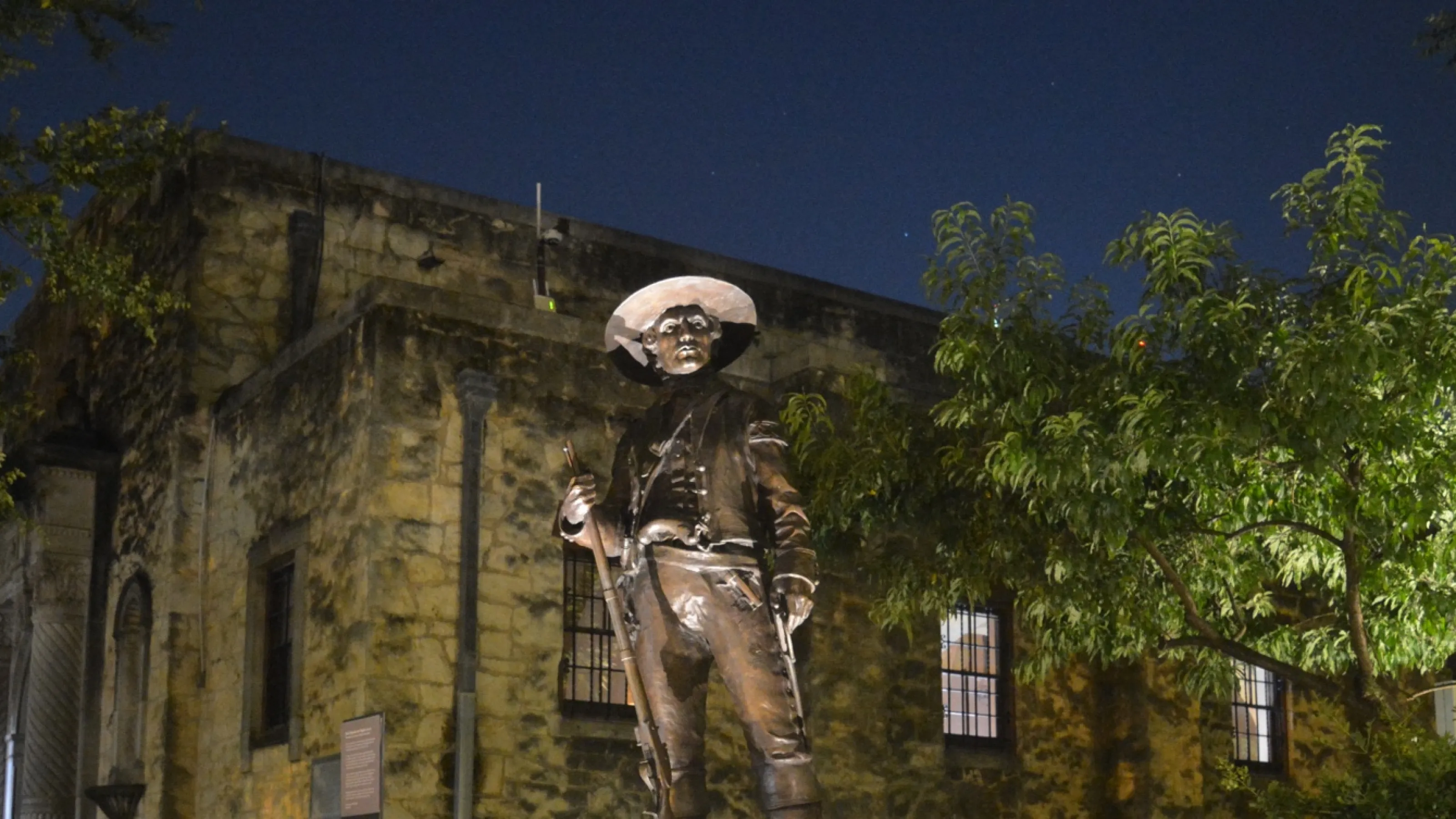 Texas Outdoor Lighting Illuminates the Alamo Again | Lumien Lighting