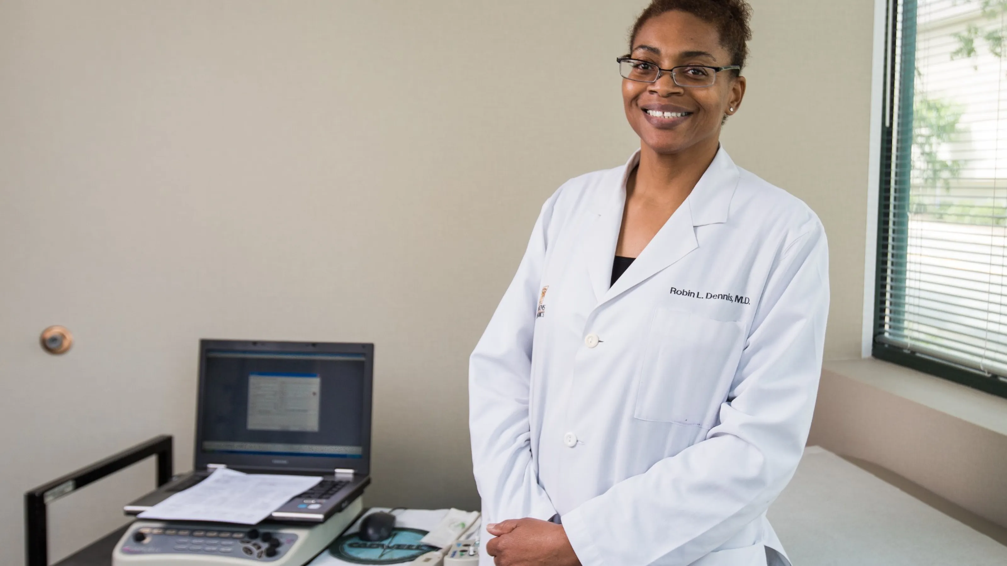 Robin L. Dennis, M.D. | Resurgens Orthopaedics