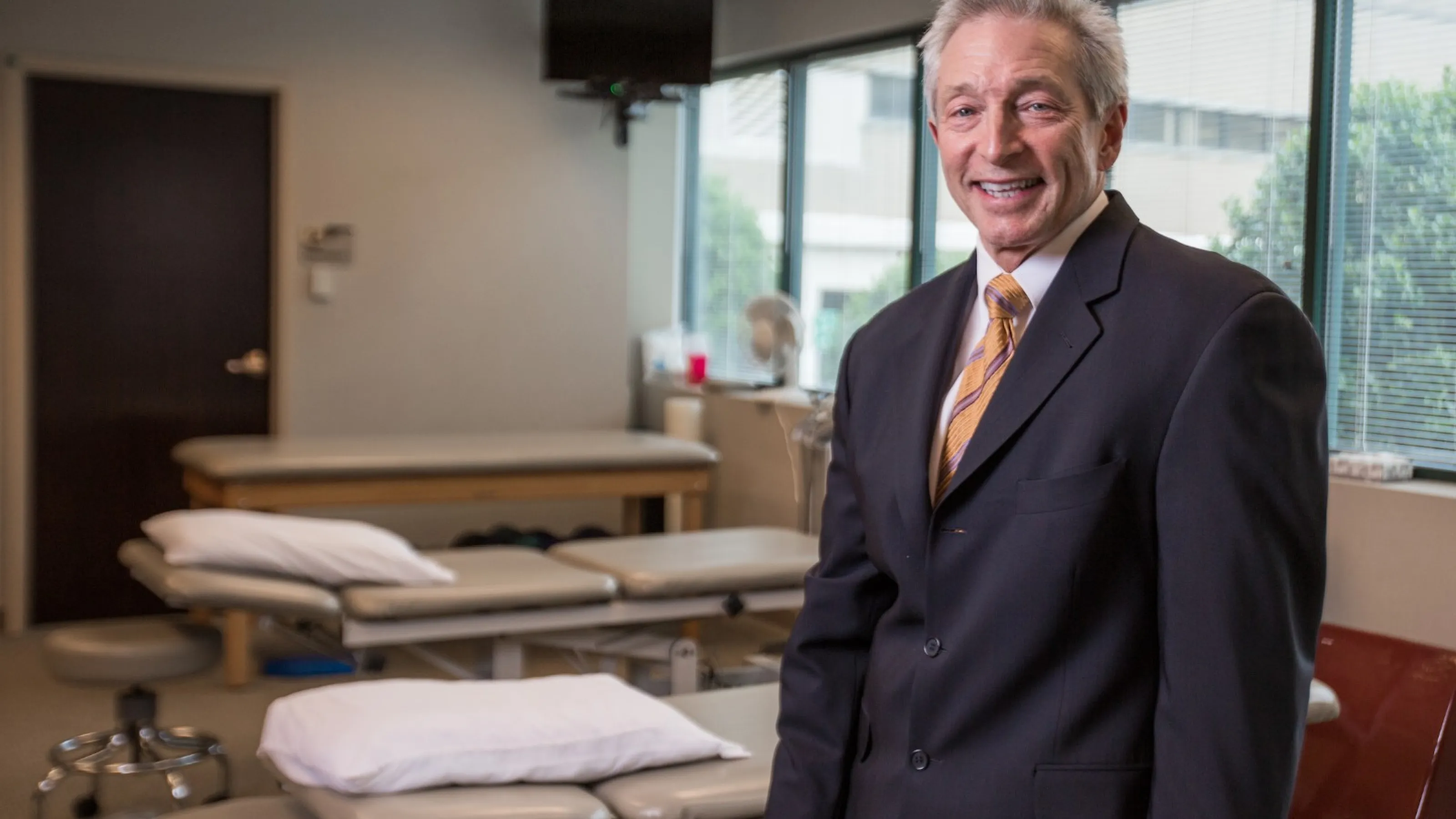 Robert A. Kelly, M.D. | Resurgens Orthopaedics