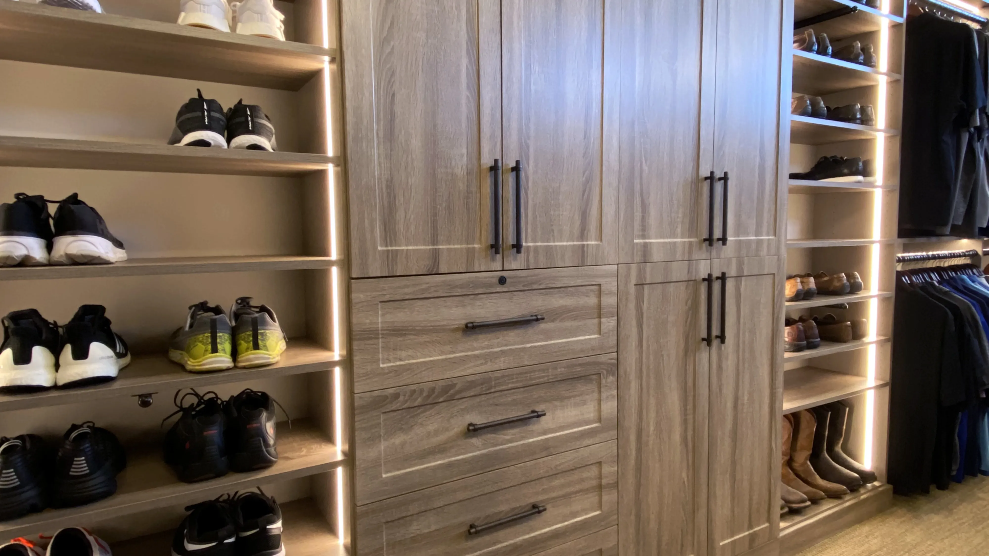 Attractive & Organized Spaces | Artisan Custom Closets