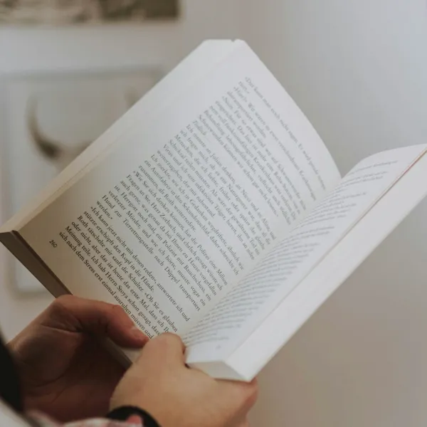 10 Frequently Asked Questions about Perfect Binding | Color Vision Printing