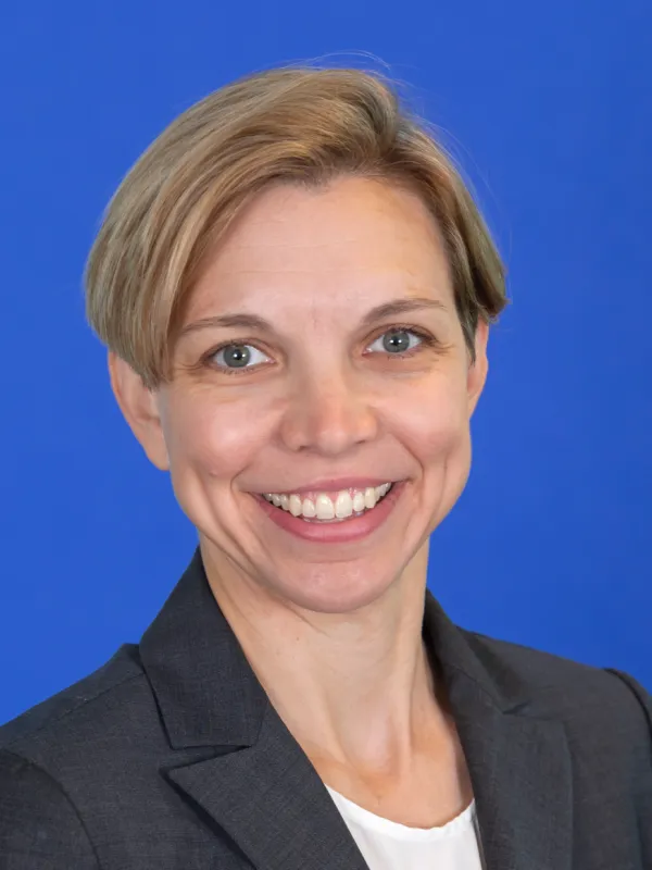 Leslie Falch, PA-C | Proliance Orthopedic