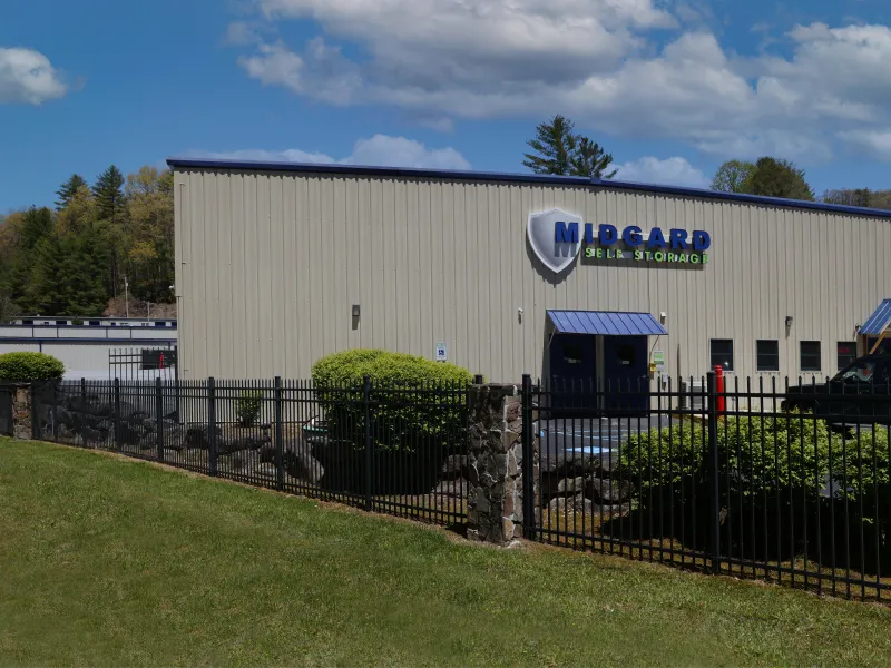 Find Storage Units Near You In Minutes!