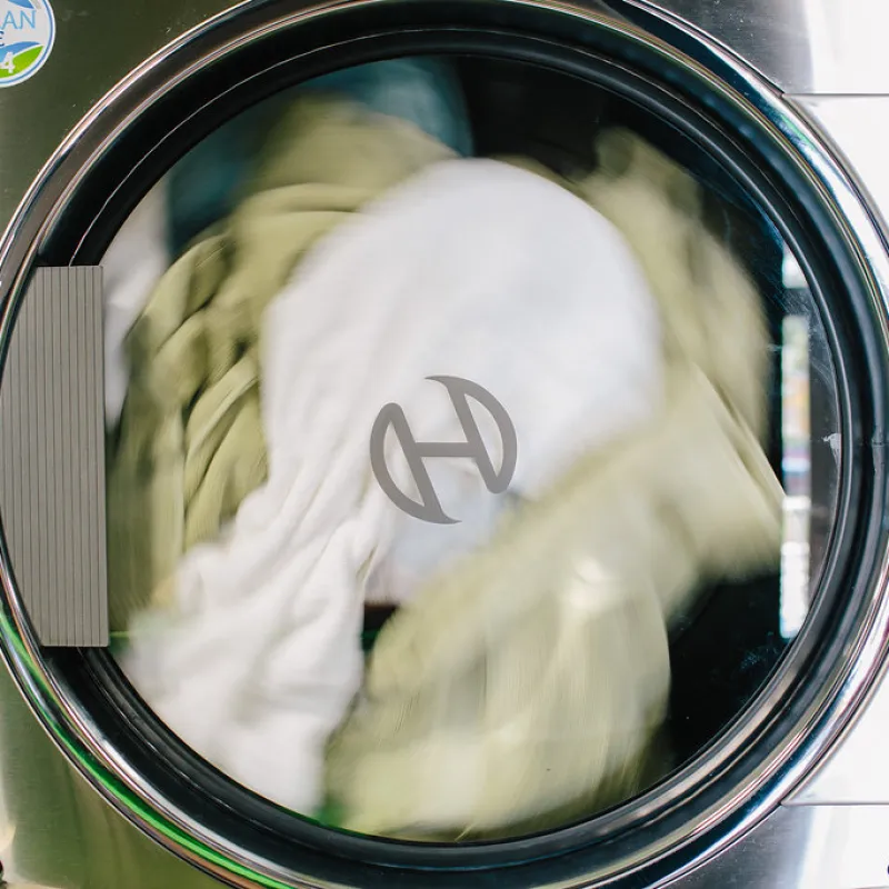 Clean Wave Laundry | Aaxon