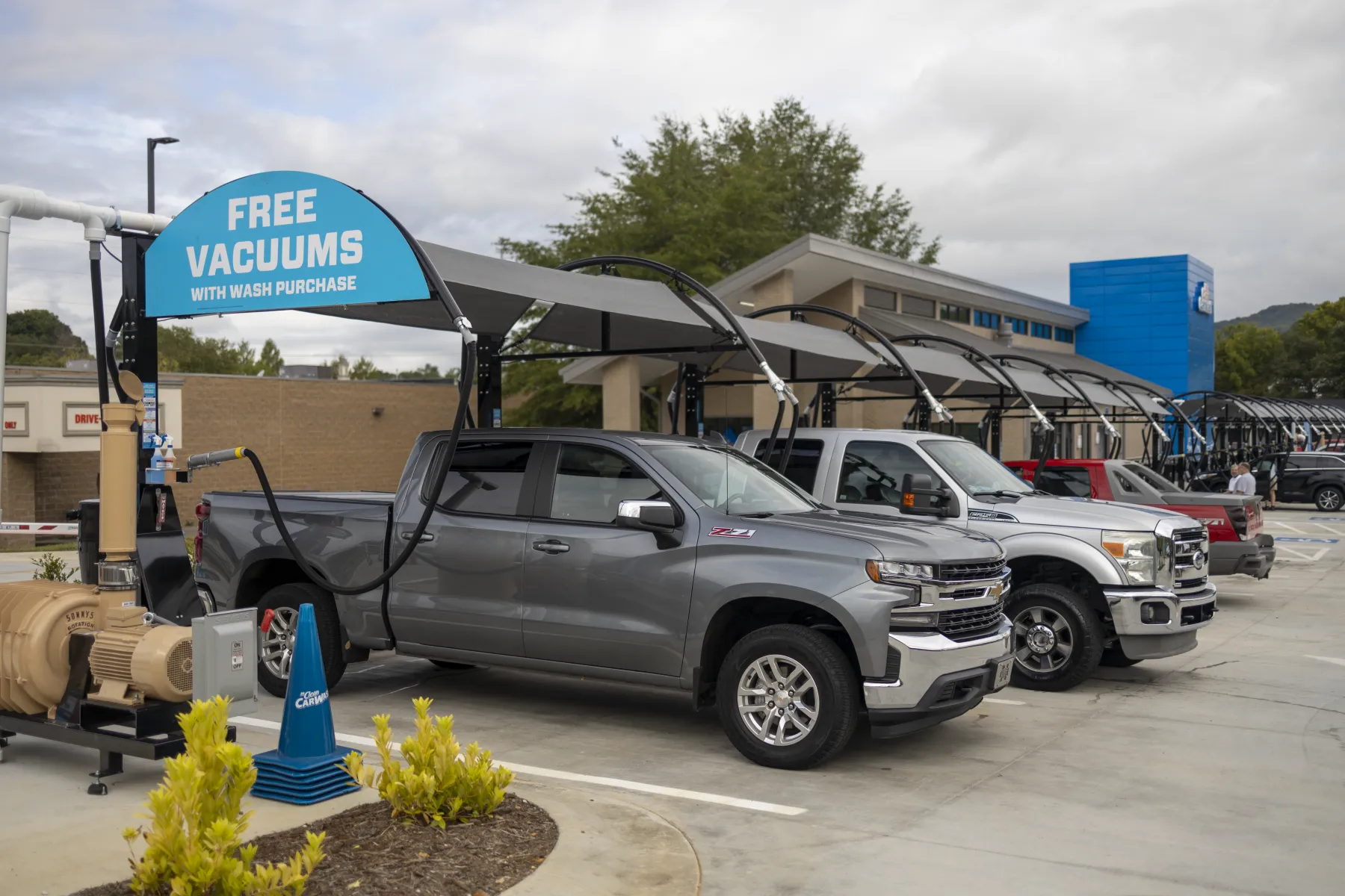 Express Service | Mr. Clean Car Wash